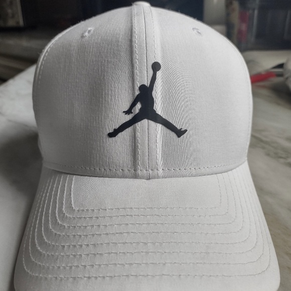 Jordan | Accessories | Air Jordan Jumpman Snapback Hat | Poshmark